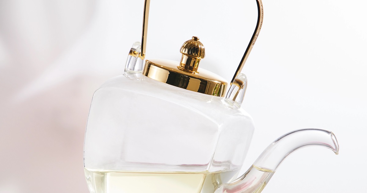 French Teapot in Gold (450ml) | TWG Tea